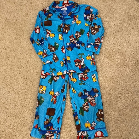 Nintendo | Pajamas | Super Mario Brothers Boys Button Pajamas Size 45 ...